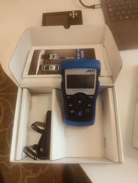 NTI Audio MR Pro Minirator Signalgenerator neu (Neu und ...