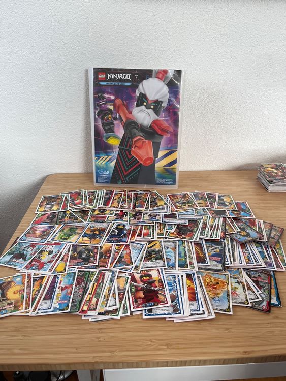 200 Ninjago Karten mit 1 Samell Heft | Kaufen auf Ricardo