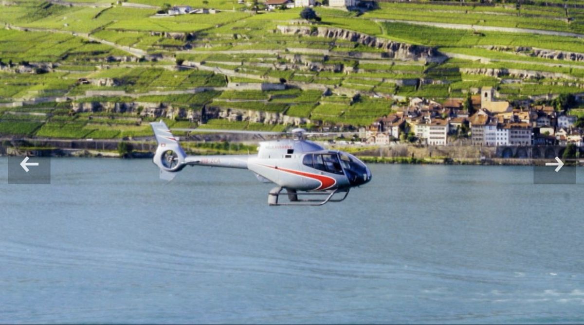 Bon pour un vol en hélicoptère pour 2 (Neuf avec emballage d'origine) à ...