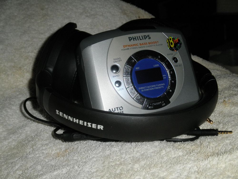 Walkman Philips AQ6688 Autoreversse/Radio (Gebraucht) in Wittenbach für ...