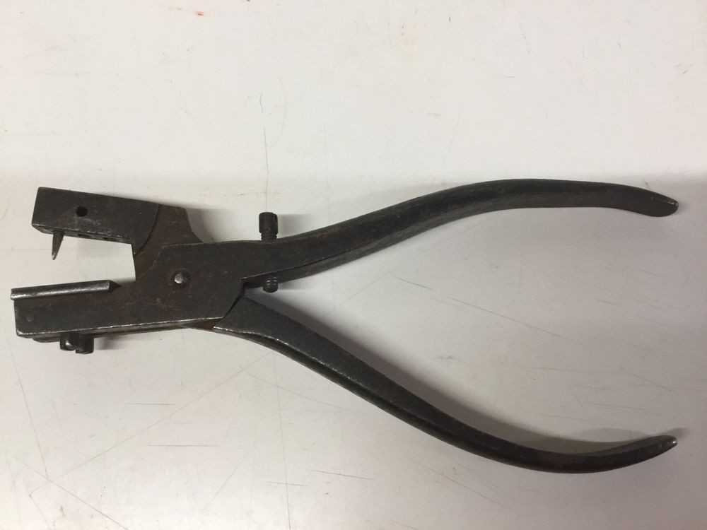 Pince à perforer vintage en acier robuste - outil cuir (D'occasion) à ...