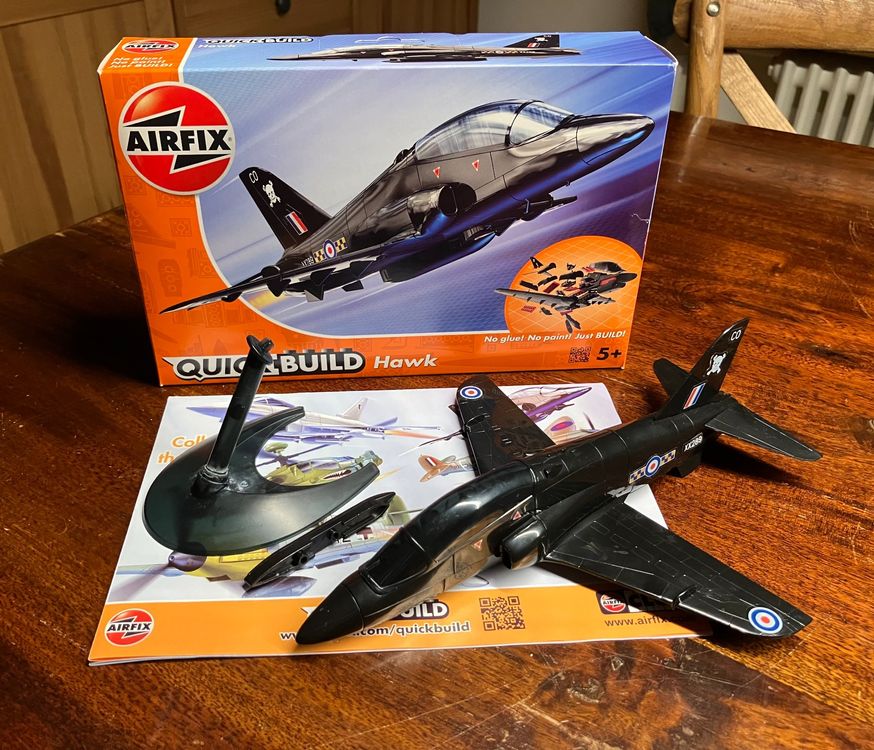 AIRFIX HAWK QUICK BUILD (Gebraucht) in Möriken AG für CHF 3.5 – mit Lieferung auf Ricardo kaufen