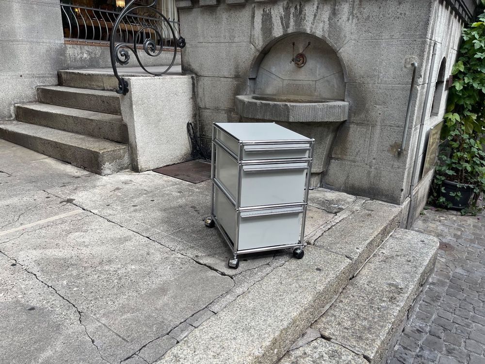 Usm Korpus auf Rollen Lieferung Gratis (Gebraucht) in Thun für CHF 790 – nur Abholung auf ...