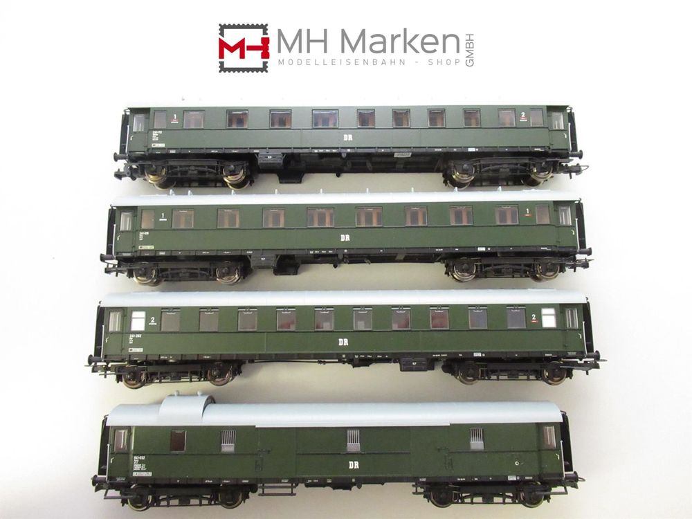 Roco 45675 - 45978 DR D-Zugwagen DC H0 (Usato) a Basel per CHF 60 – con ...