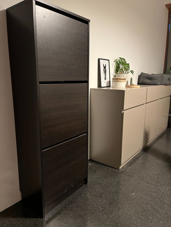 Schuhschrank - Guter Zustand (Gebraucht) in Basel für CHF 2 – nur Abholung auf Ricardo kaufen