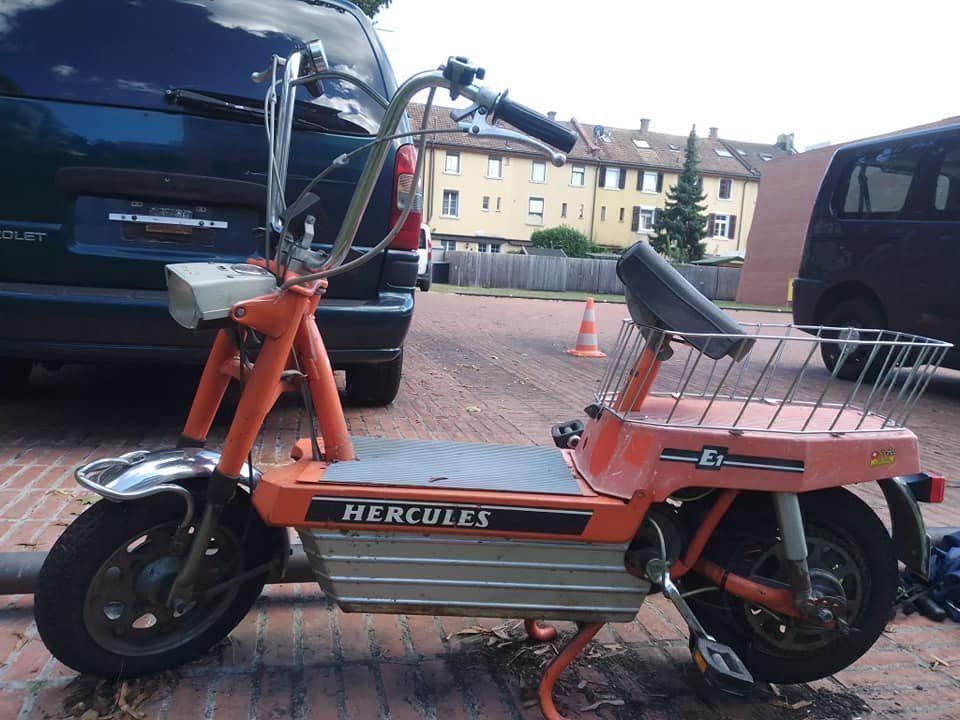 Motorrad Roller Herkules OLDTIMER (Gebraucht) in winterthur für CHF 555 ...