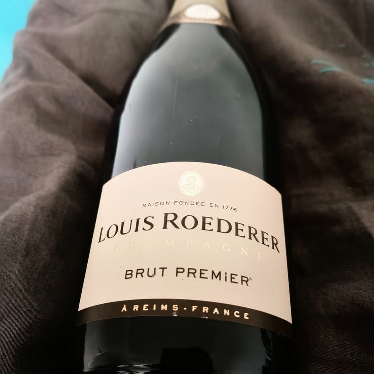 Louis Roederer Champagner (Neu und originalverpackt) in Steinhausen für ...