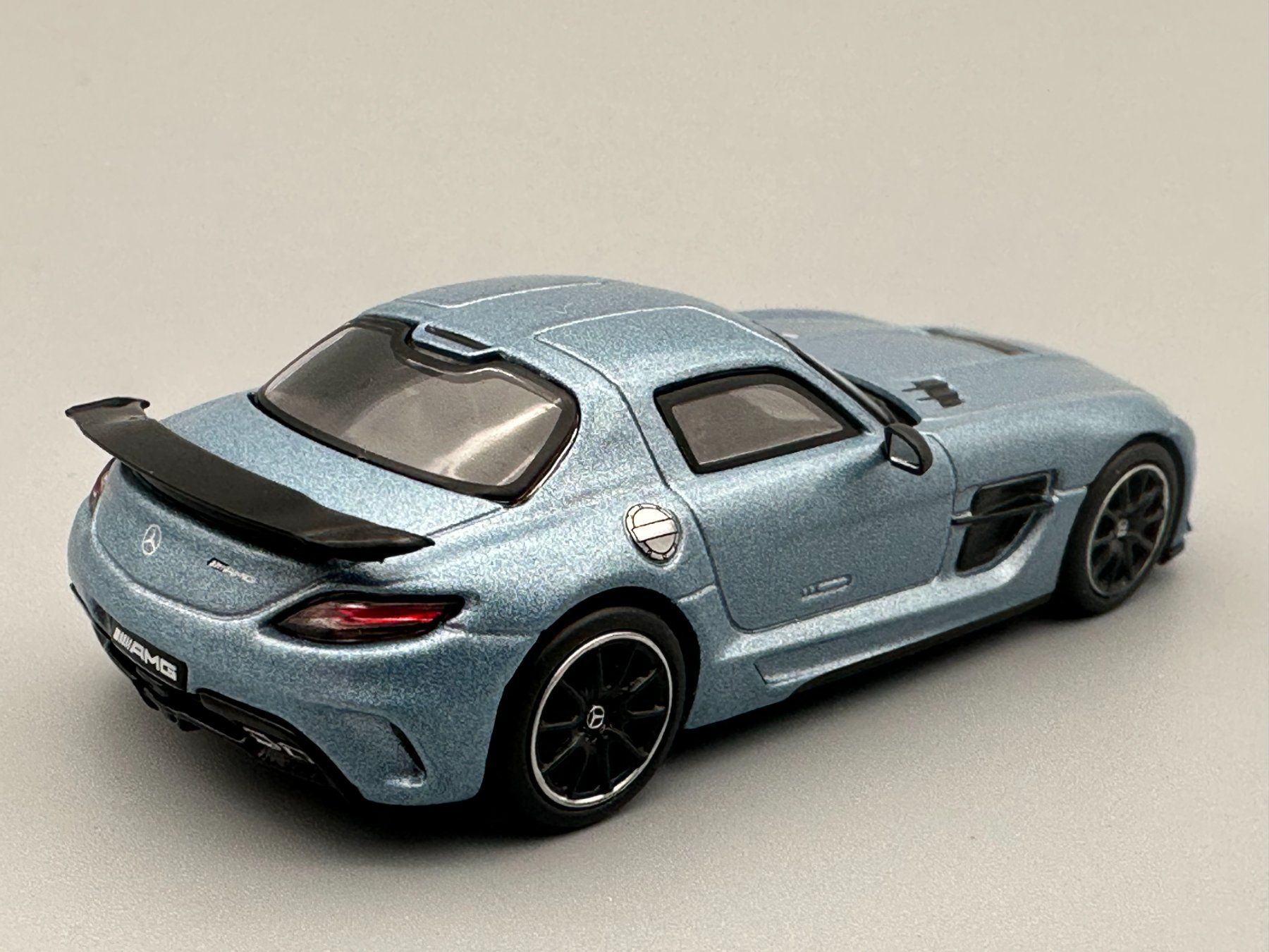 Mercedes SLS AMG Black Series 1:64 Tarmac Matte Blue neu OVP (Neu und ...
