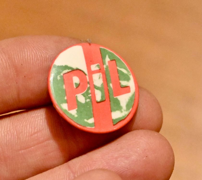 VINTAGE Pil PIN punk new wave ORGINAL | Kaufen auf Ricardo