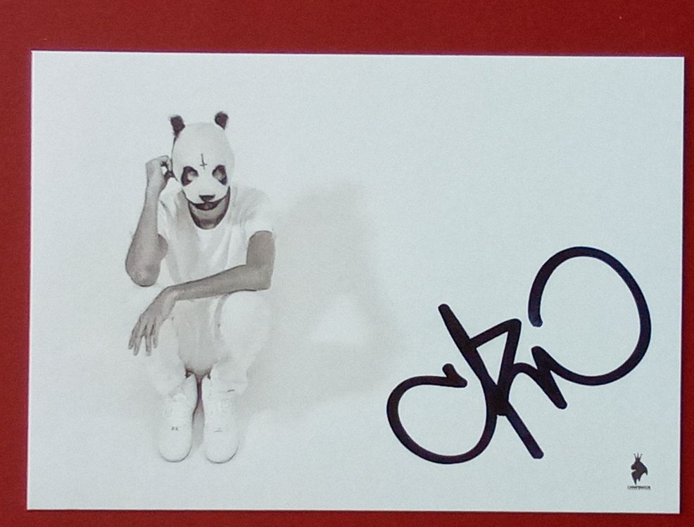 Cro (Rapper) Autogramm signiert Fotopostkarte 10x15cm (Gebraucht) in ...