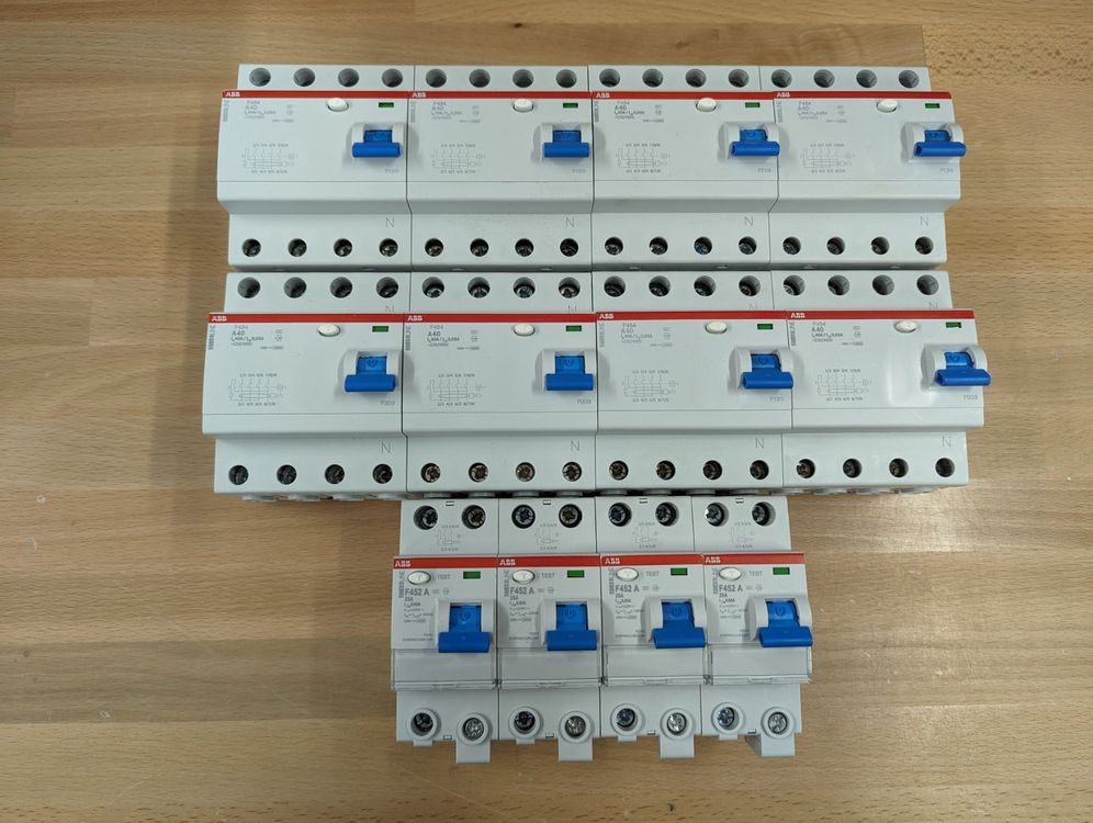8x ABB 40A 30mA + 4x ABB 25A 30mA FI (Neu (gemäss Beschreibung)) in ...