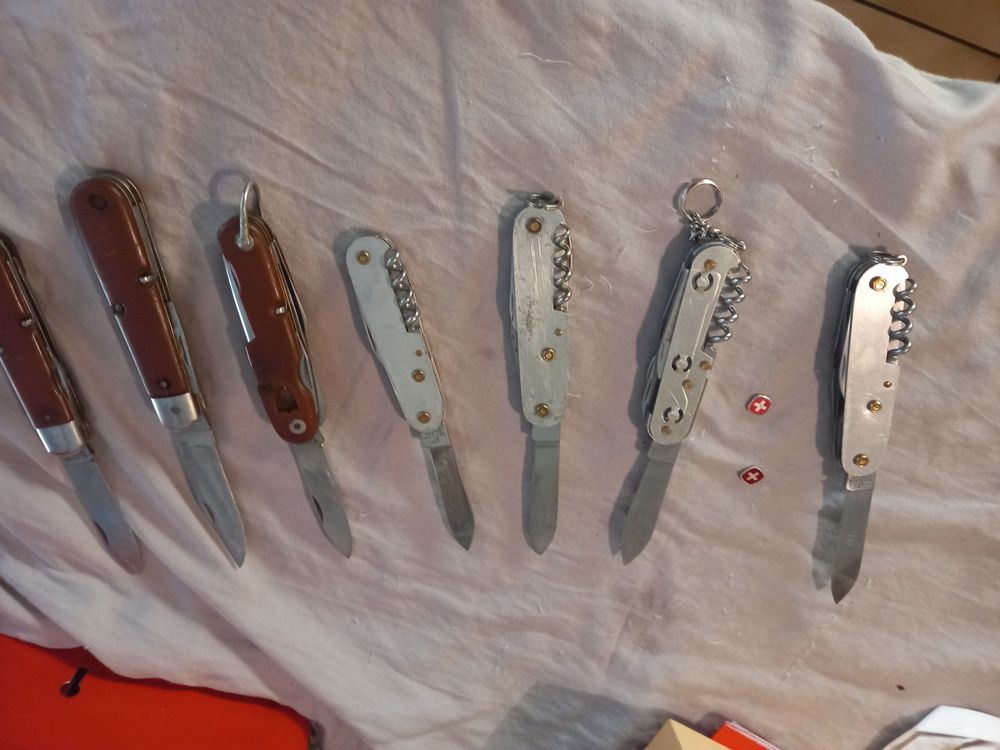 Couteaux militaires et divers accessoires | Kaufen auf Ricardo