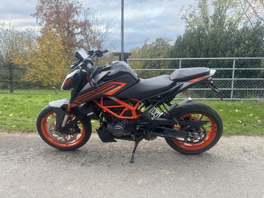 KTM Duke 125 in sehr gutem Zustand Jahrgang 2023 (Gebraucht) in Bargen ...