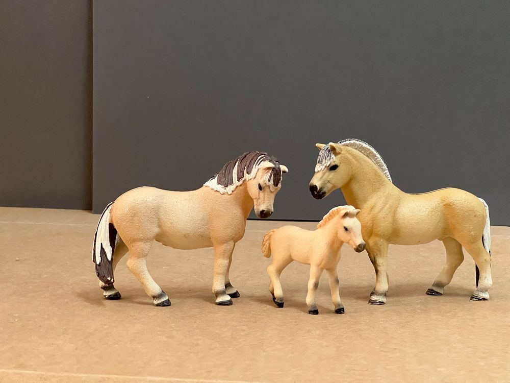 Schleich Fjordpferde Stute Hengst Fjordpferd Ford Pferd | Kaufen auf Ricardo