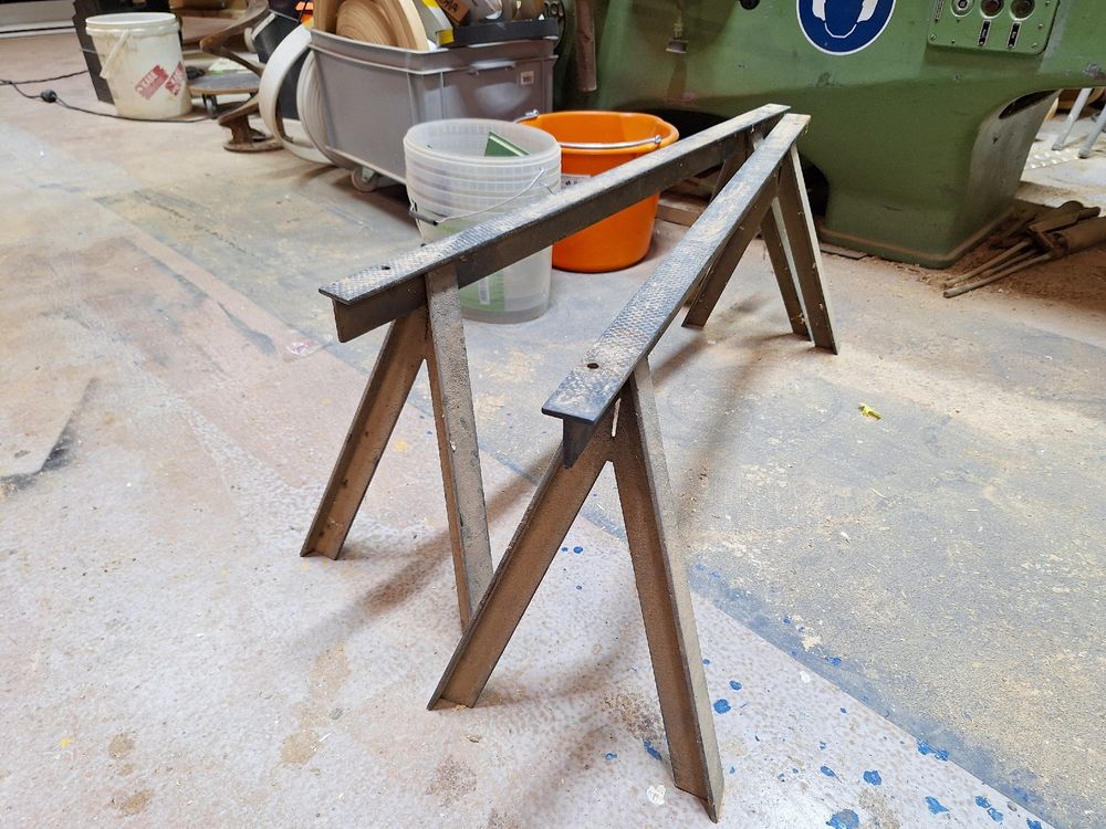 Metallböcke (Gebraucht) in für CHF 1 – nur Abholung auf Ricardo kaufen