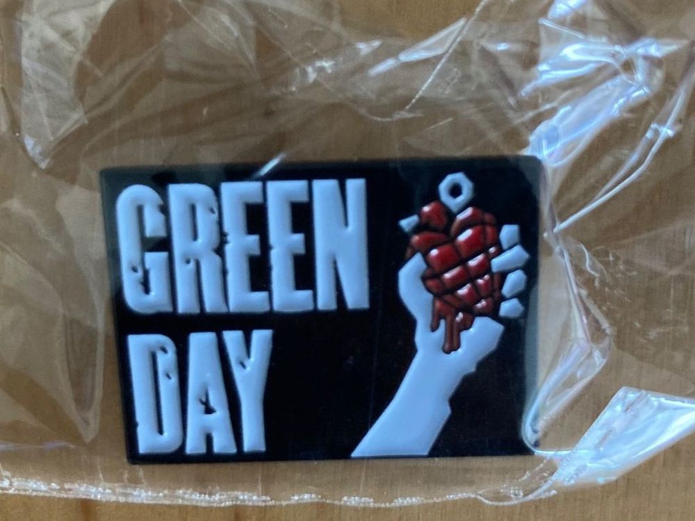 Green Day Pin Anstecker Punk Metal Rock Band | Kaufen auf Ricardo