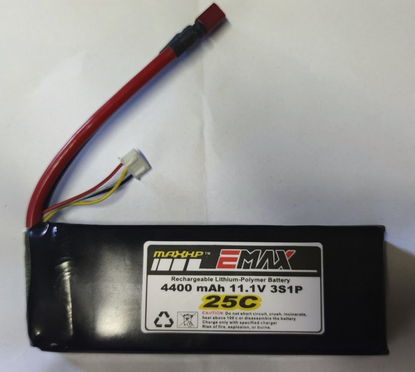 Lipo EMAX 4400 mAh 11,1 V 3S1P 25 C (Neu und originalverpackt) in ...