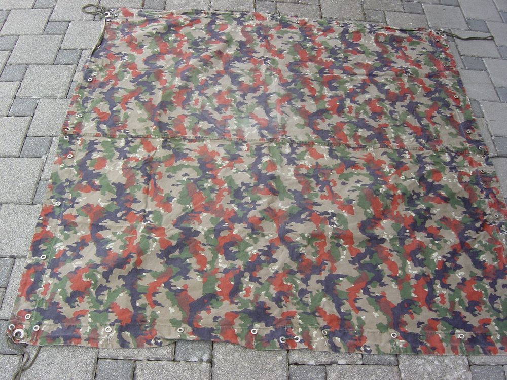 Zeltplane Taz 83 CH Armee ca 160 x 160 cm | Kaufen auf Ricardo