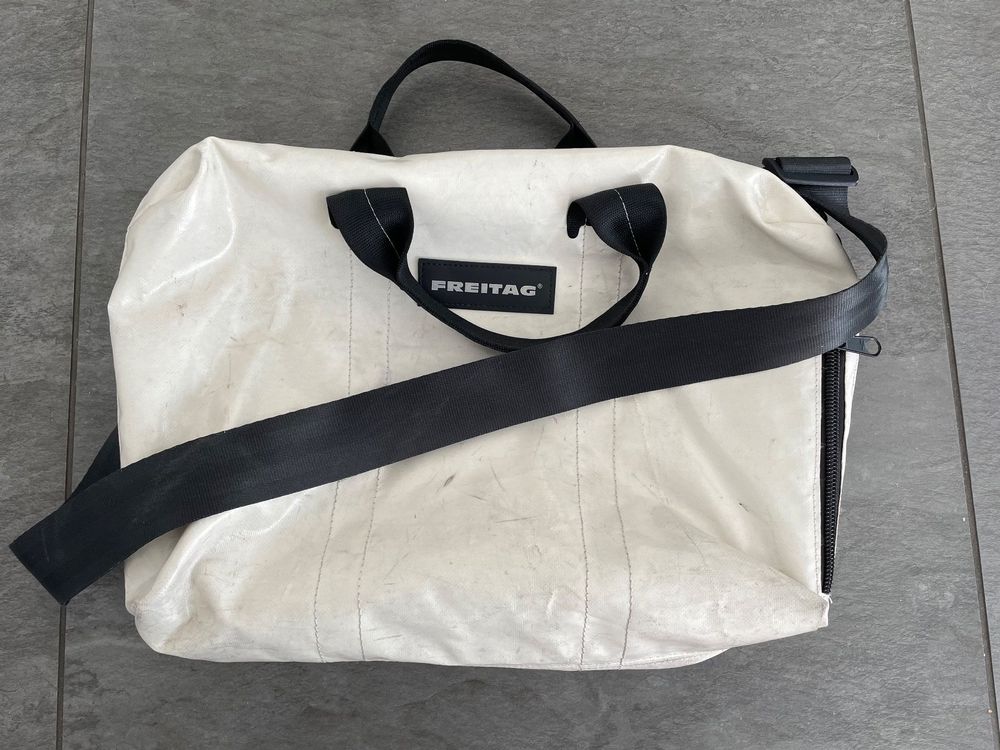 Freitag Laptoptasche ca 390 x 275mm | Kaufen auf Ricardo