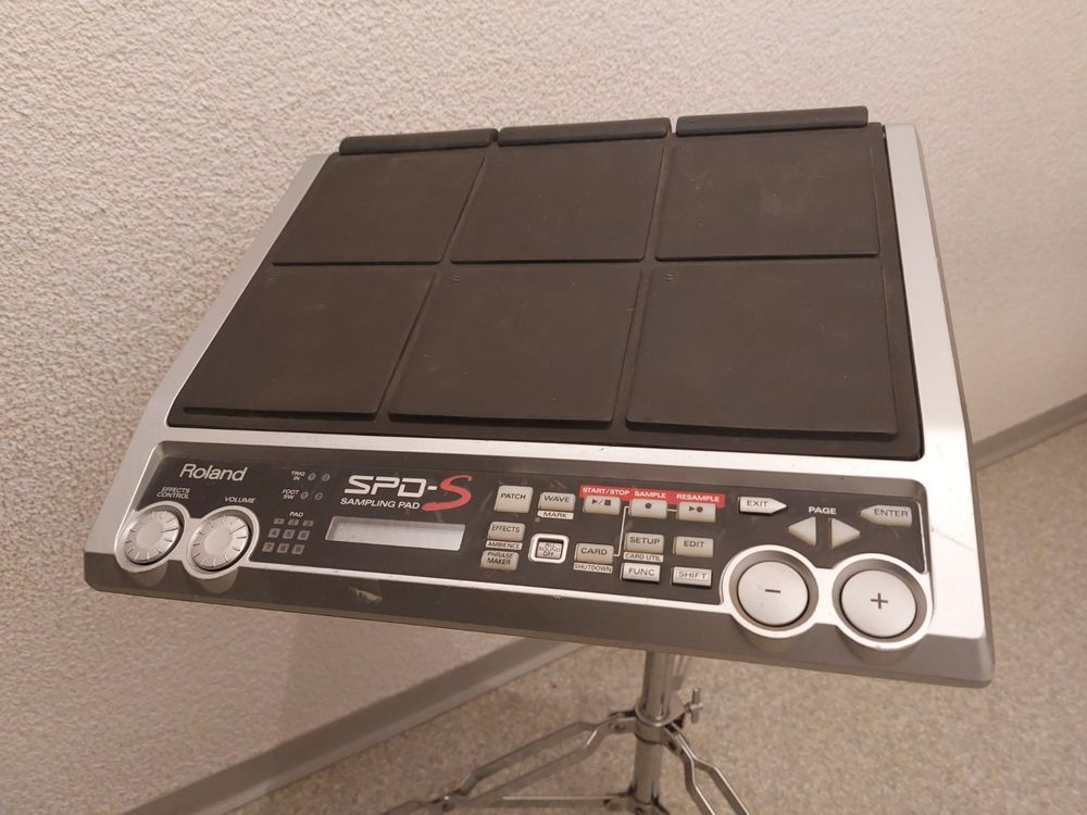Roland SPD-S Sampling Pad / Inklusive Zubehör (Gebraucht) in Brittnau ...