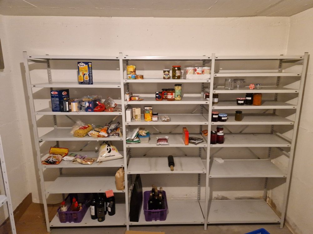 Kellerregal, Vorratsregal, Metallregal, Gestell (Gebraucht) in Adligenswil für CHF 88 – nur ...