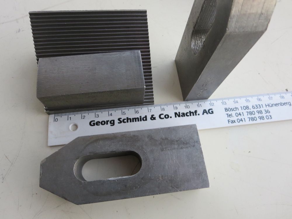 AMF Spannpratzen und Stufenböcke für Fräsmaschine (Gebraucht) in ...