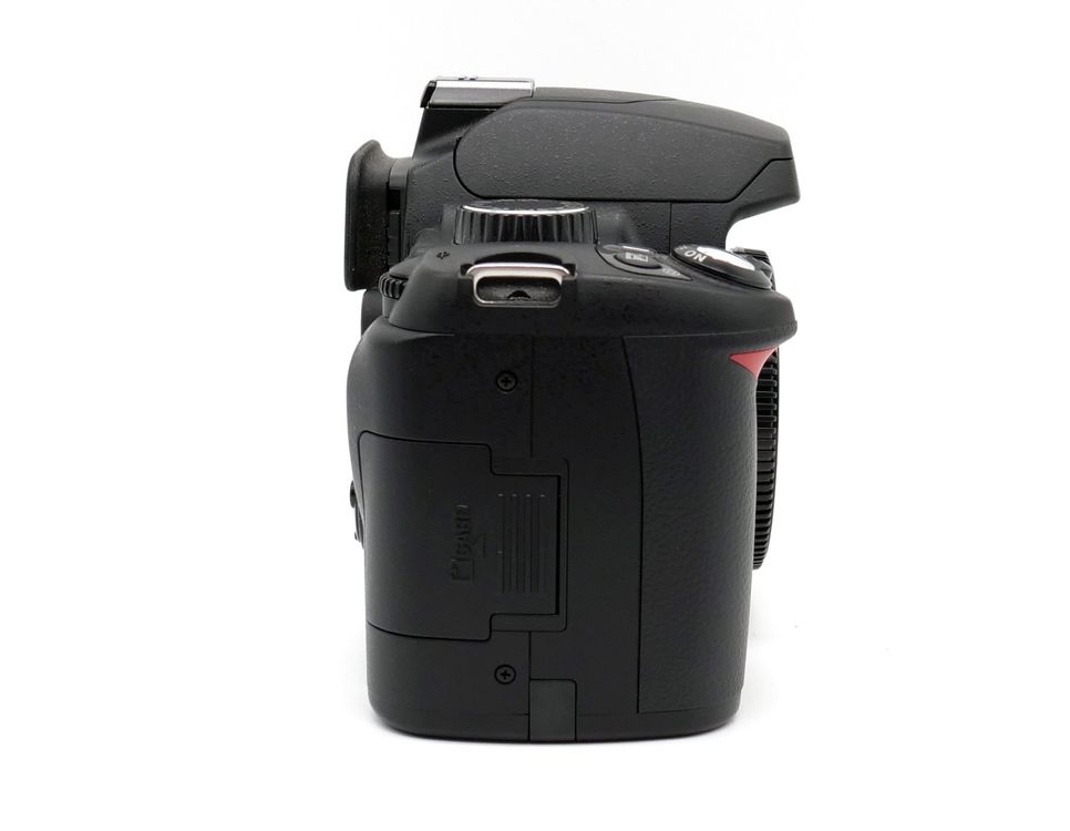 Nikon D60, 10.2MP DSLR-Digitalkamera, CCD, Auslöser 3564 OVP (Gebraucht) in Wäldi für CHF 55 ...
