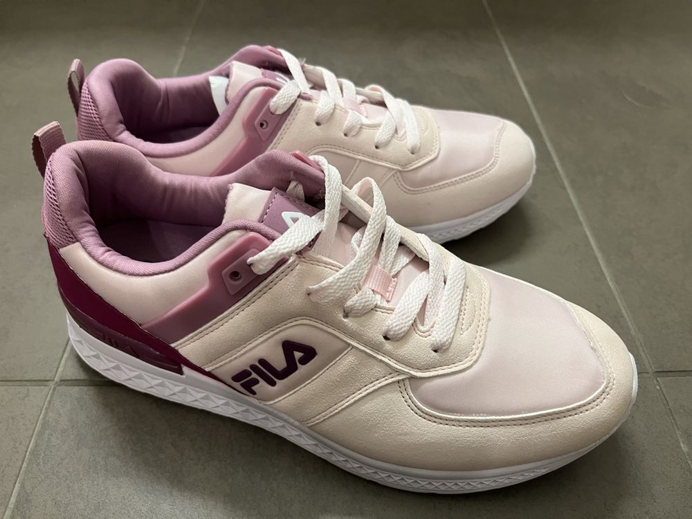 Fila NEU Sneaker Turnschuhe 39 (Neu und originalverpackt) in Zürich für CHF 19.9 – mit Lieferung ...