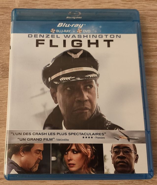 Blu Ray + DVD Flight 2013 | Kaufen auf Ricardo