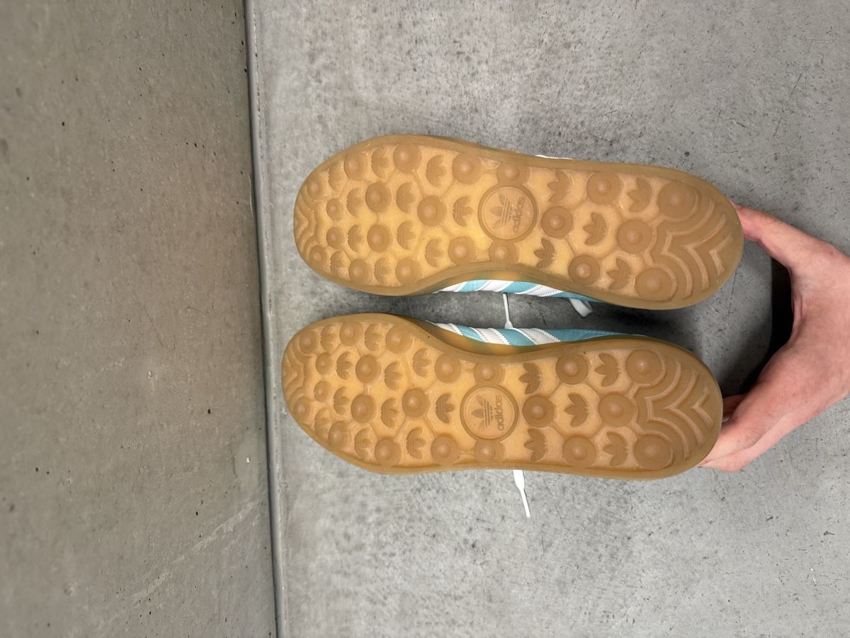 Adidas Gazelle hellblau/weiss Gr. 42.5 Sneaker (Gebraucht) in Zürich ...