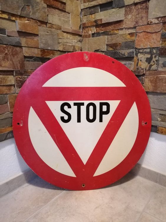Stopschild / Strassenschild / Industriel (Gebraucht) in Niederwil SO ...