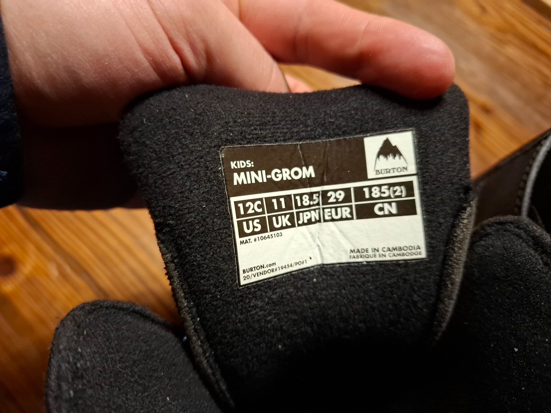 Mini Grom Junior Snowboard Boots 29 (Gebraucht) in Oberaegeri für CHF ...