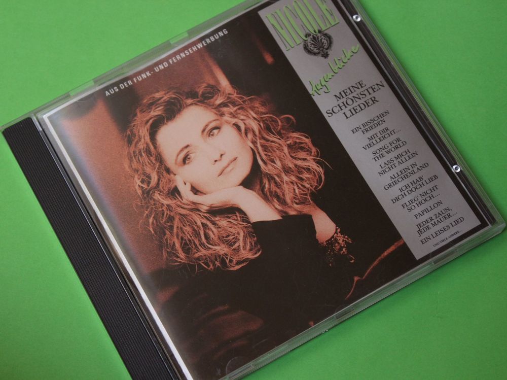 Nicole - Augenblicke Meine schönsten Lieder CD Guter Zustand (Gebraucht) in Tübach für CHF 12.95 ...