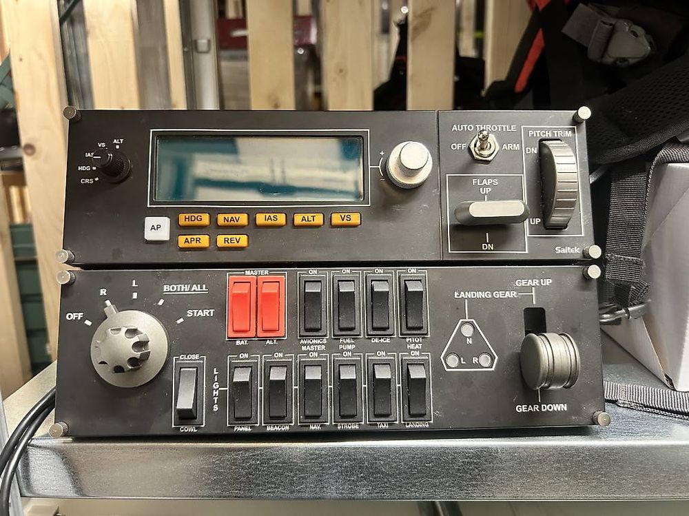 Logitech G Saitek Pro Flight Multi Panel (Gebraucht) in Plan-les-Ouates ...