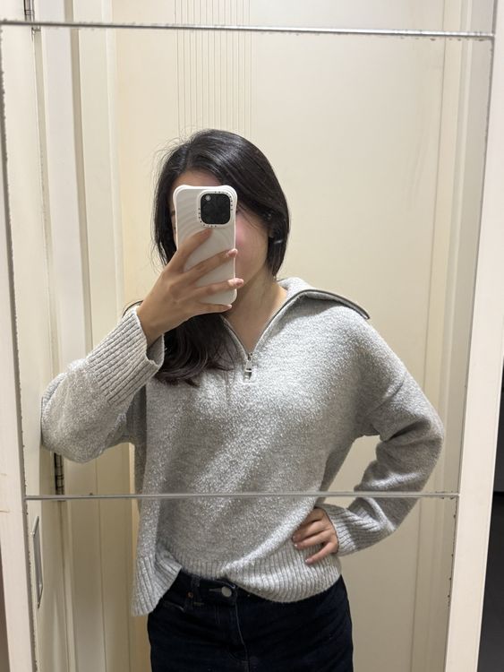 Bershka S size half zip grey jumper (Gebraucht) in Zürich für CHF 6 ...