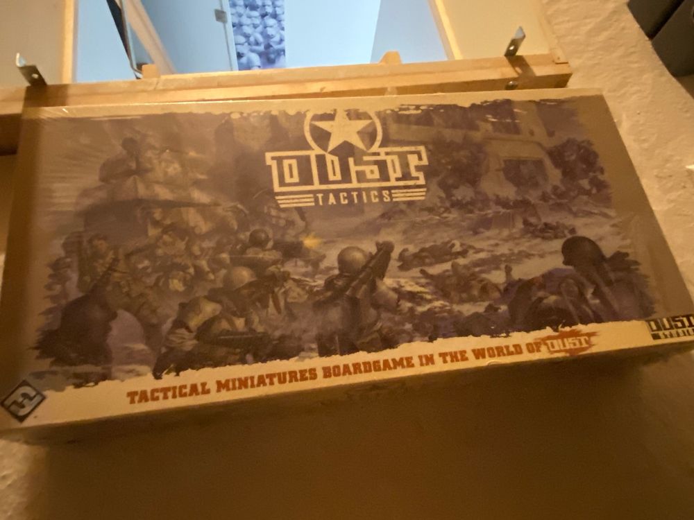 Dust Tactics Tactical Miniatures Brettspiel (Gebraucht) in Wädenswil ...