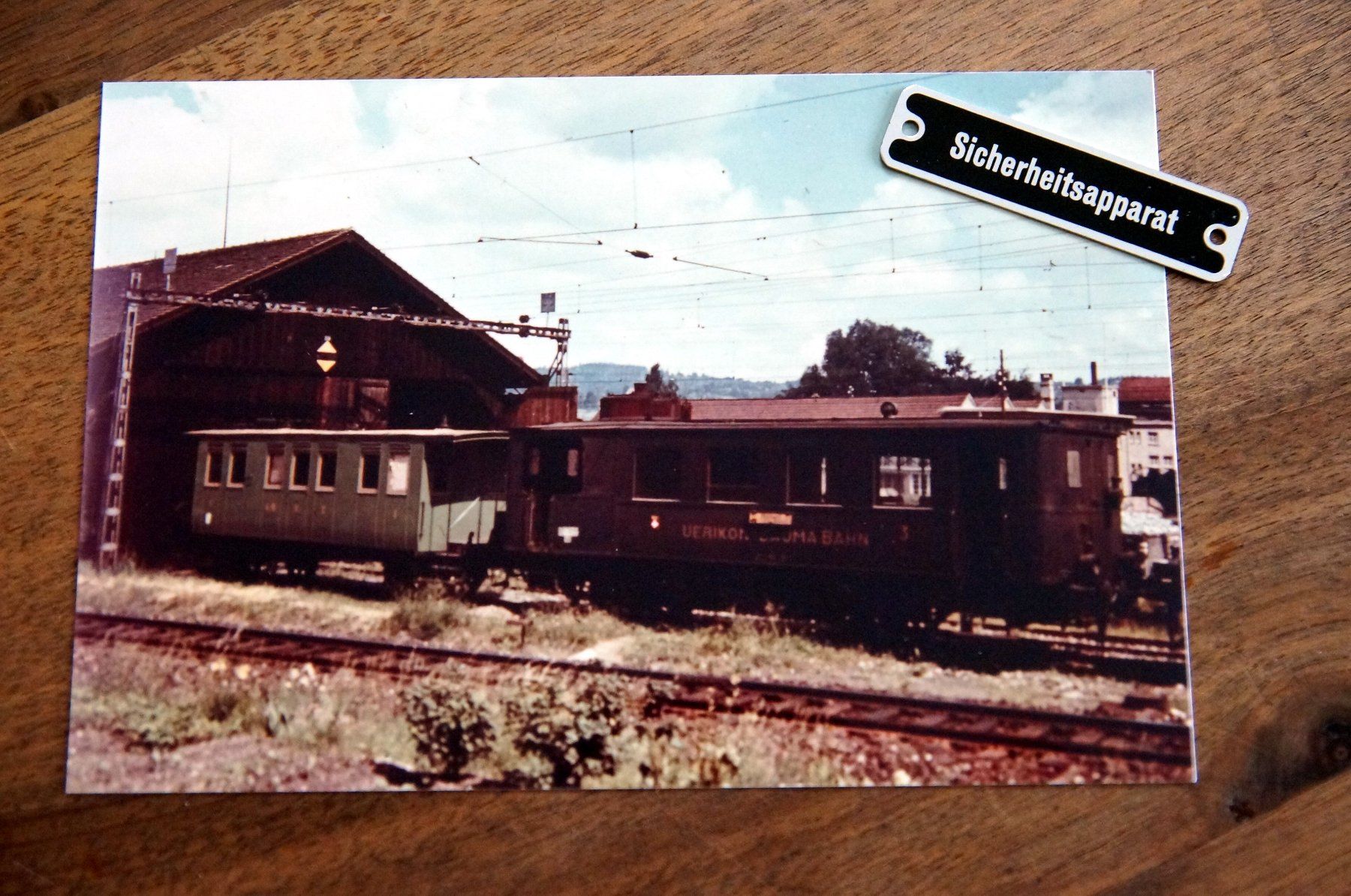 Uerikon-Bauma-Bahn - Bahnhof Hinwil (?) Foto (Gebraucht) in Schönenwerd für CHF 5 – mit ...