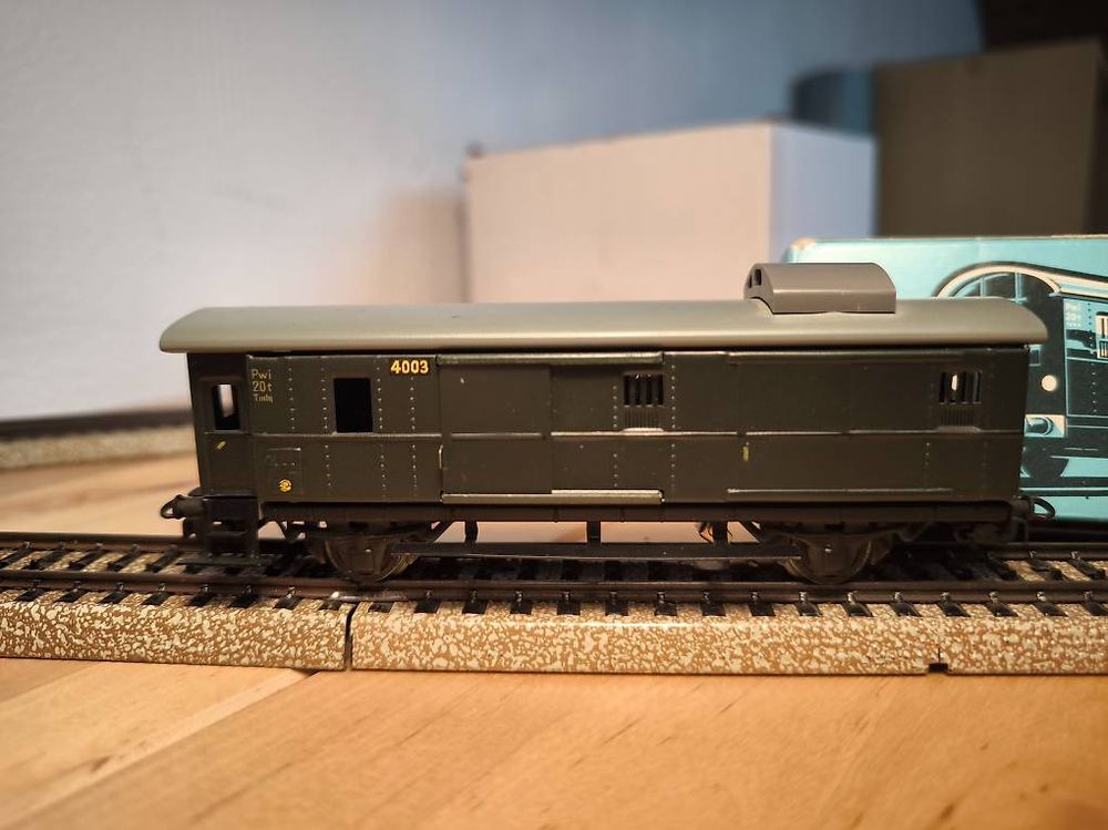 Märklin 4041 Gepäckwagen mit Schlusslichtern H0 (Gebraucht) in ...