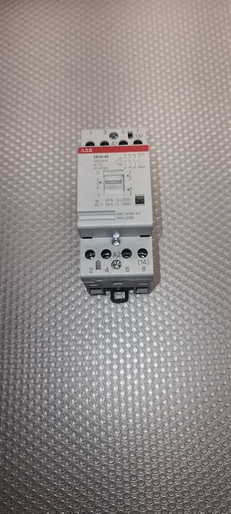ABB EN24-40 Schütz 230V Auto Stop Man | Kaufen auf Ricardo