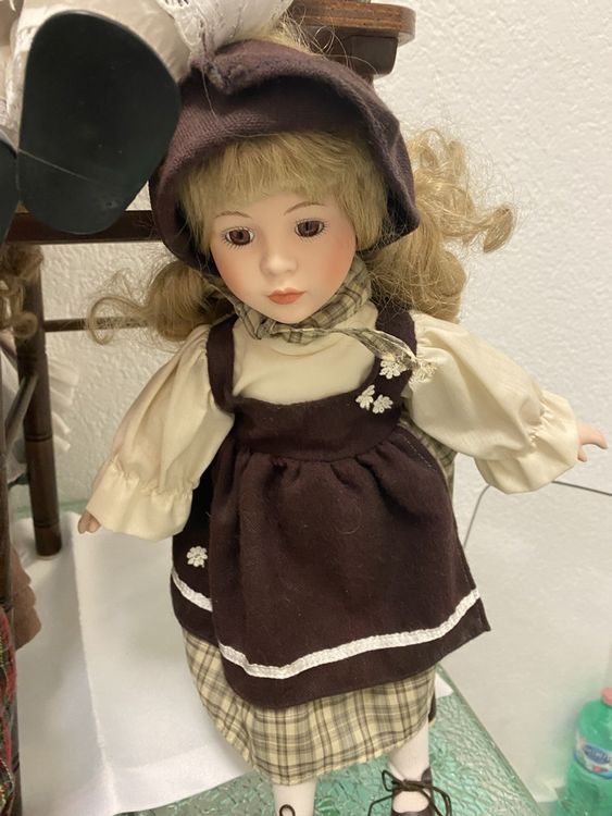 Alte Nostalgie Puppen Sammlung (Gebraucht) in Bern für CHF 90 – mit Lieferung auf Ricardo kaufen