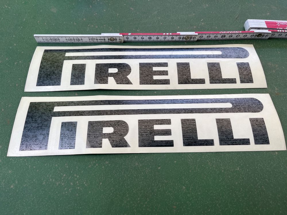 2 x Pirelli Sticker Schwarz (Neu und originalverpackt) in Eschenbach SG ...