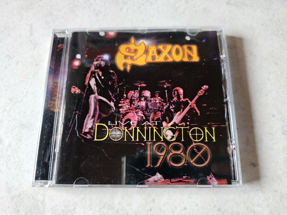 Saxon - LIVE At Donnigton 1980 (Gebraucht) in Schneisingen für CHF 5 – mit Lieferung auf Ricardo ...