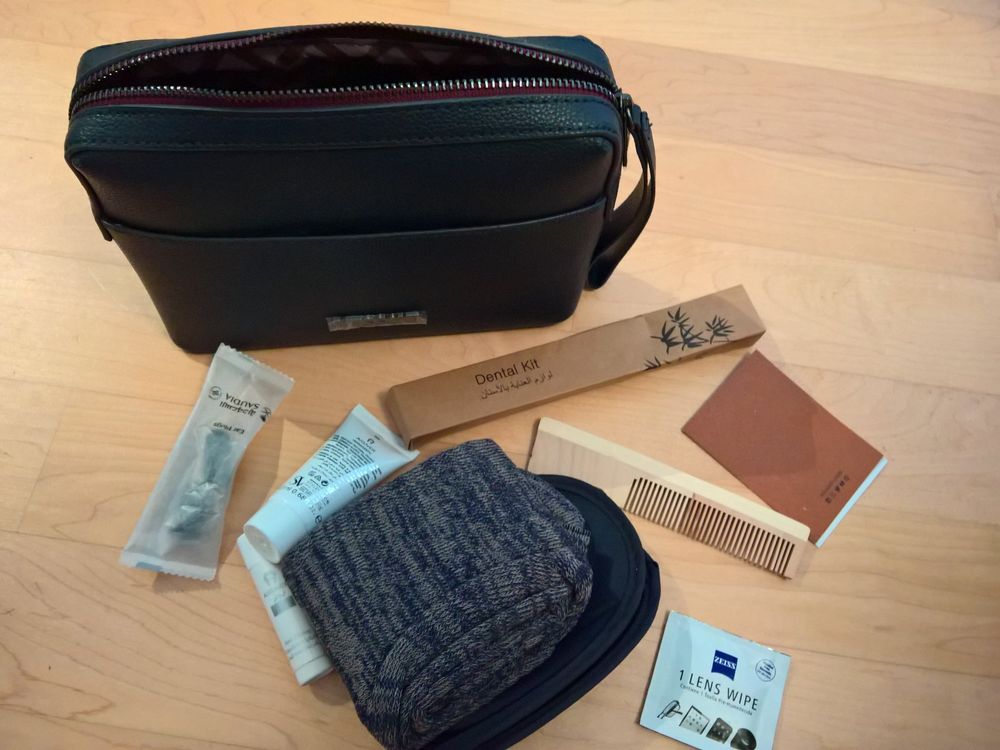 MISSONI, Amenity Kit, SAUDIA Business Class, Version Männer (Neu und ...