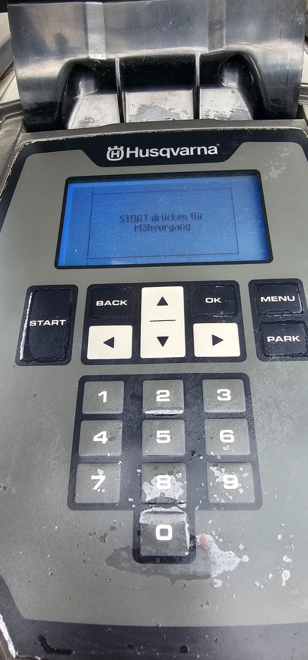 Husqvarna 320 – Rasenmähroboter (Gebraucht) in St.Gallen für CHF 349 ...