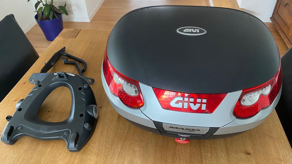 Top Case GIVI Maxia 3 (Gebraucht) in Rümlang für CHF 100 – mit Lieferung auf Ricardo kaufen