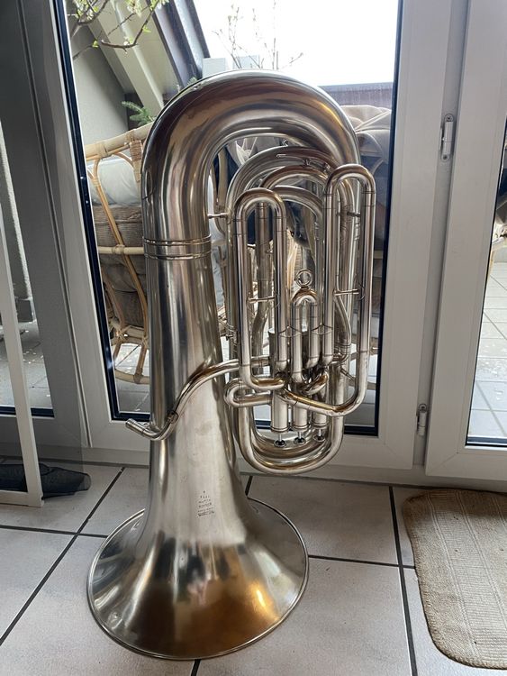 Bb Tuba Willson CH Silber (Gebraucht) in für CHF 890 – nur Abholung auf ...