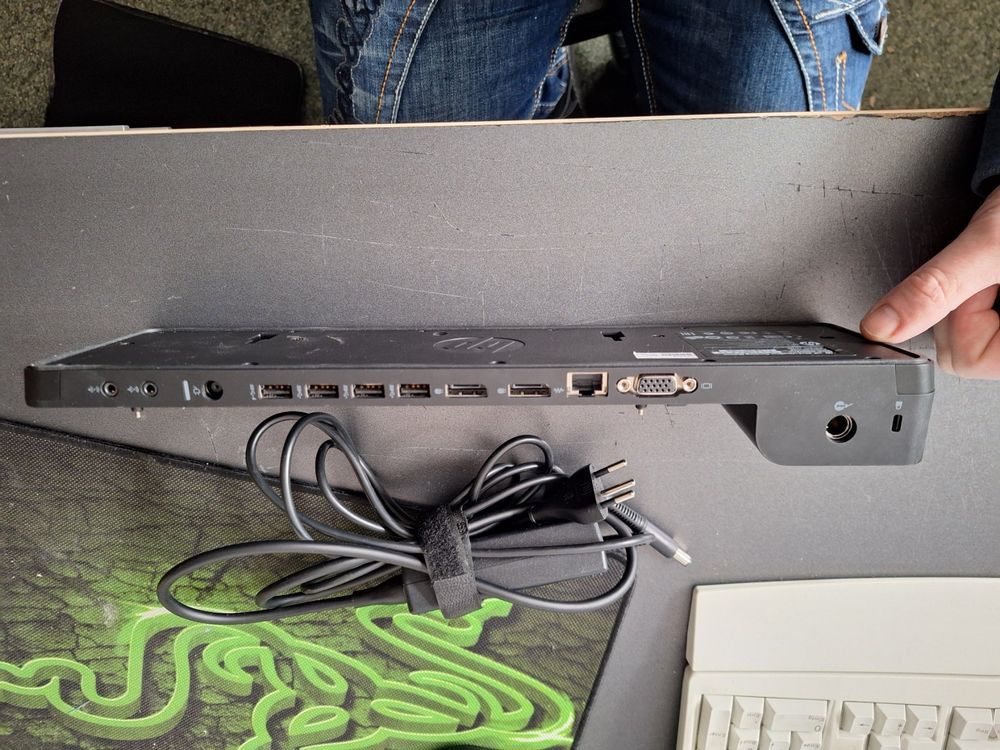 HP 2013 Ultraslim Docking Station für G3 Notebook | Kaufen auf Ricardo