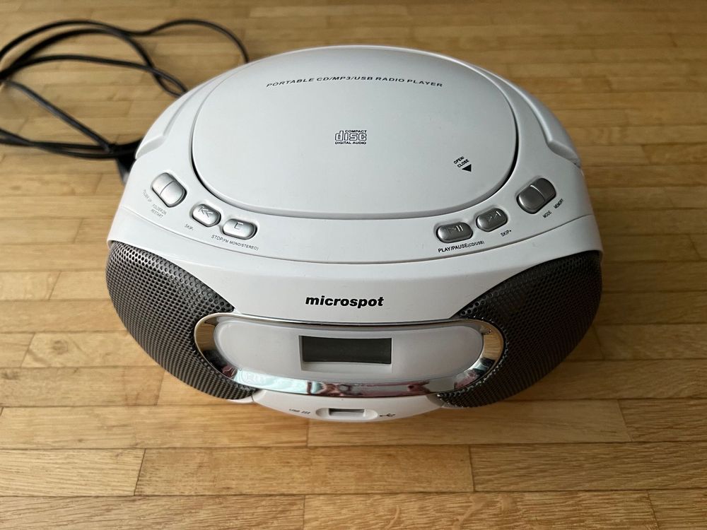 Portable CD/MP3/USB Radio Player | Kaufen auf Ricardo