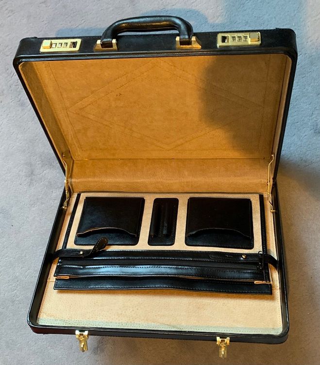 Schöner Akten-Koffer (Gebraucht) in Gelterkinden für CHF 15 – mit ...