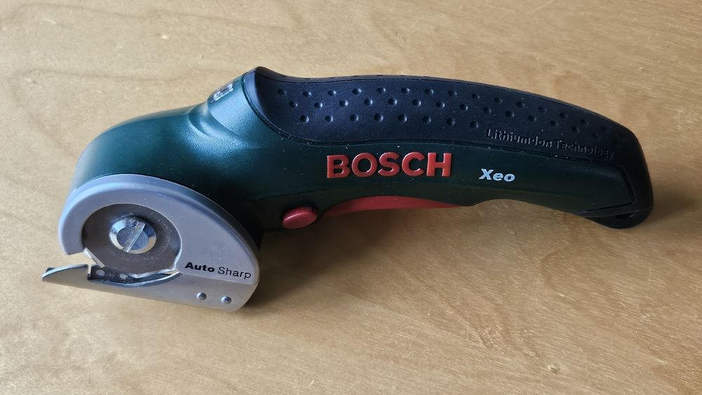 Bosch Xeo Akku Universalschneider (Gebraucht) in Oberrüti für CHF 35 ...